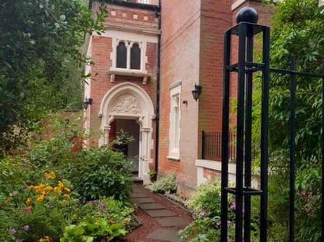 1 Bedroom Flat To Rent In Cavendish Crescent South, Nottingham, NG7