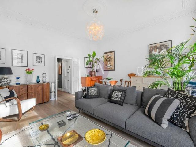1 bedroom Flat to rent in Clarendon Gardens, Little Venice, London, W9