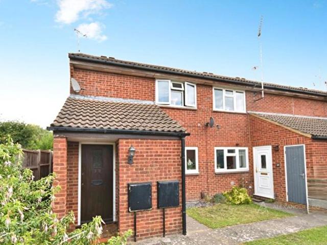 1 Bedroom Flat To Rent In Coppice Way, Aylesbury, HP20