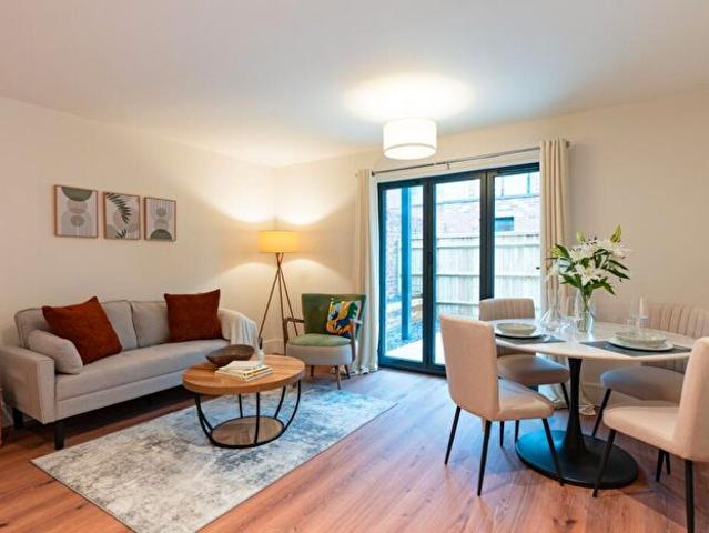 1 Bedroom Flat To Rent In Cowley Road, Oxford, Oxfordshire, OX4