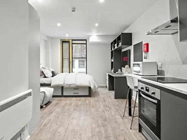 1 Bedroom Flat To Rent In Drapery, Northampton, NN1