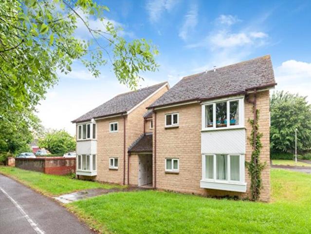 1 Bedroom Flat To Rent In Eton Close, Witney, OX28