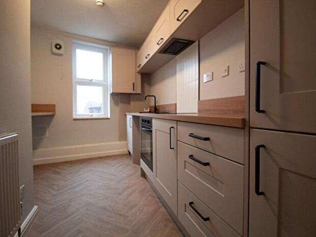 1 Bedroom Flat To Rent In Eland Street, Nottingham, NG7