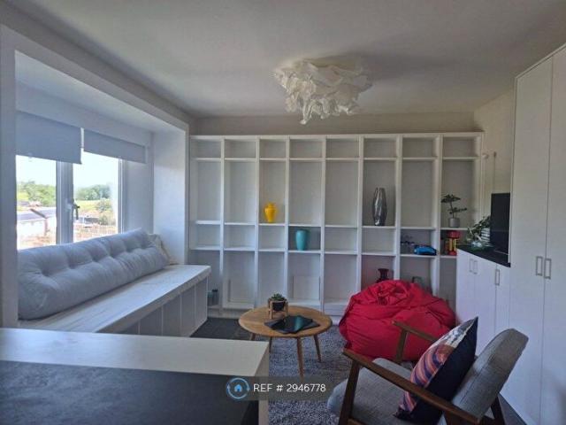 1 Bedroom Flat To Rent In Falmouth Road, Leicester, LE5