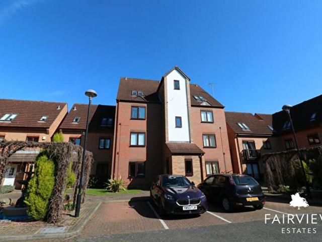 1 Bedroom Flat To Rent In Flamingo Court, Nottingham, NG7