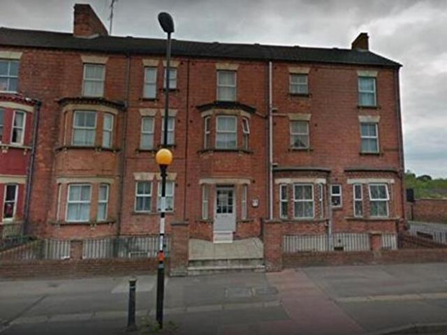 1 Bedroom Flat To Rent In Flat Victoria House, Midland Road, NN8