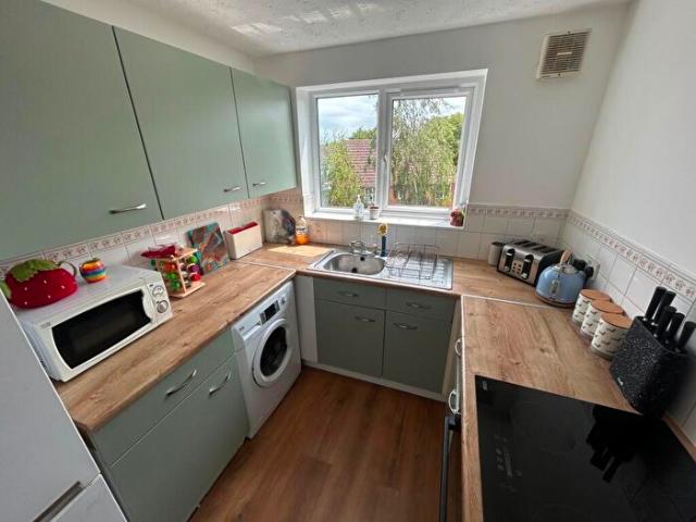 1 Bedroom Flat To Rent In Fontwell Road, Burton Upon Trent, Branston, DE14