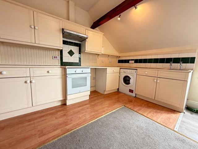 1 Bedroom Flat To Rent In Fosse Road North, Leicester, LE3