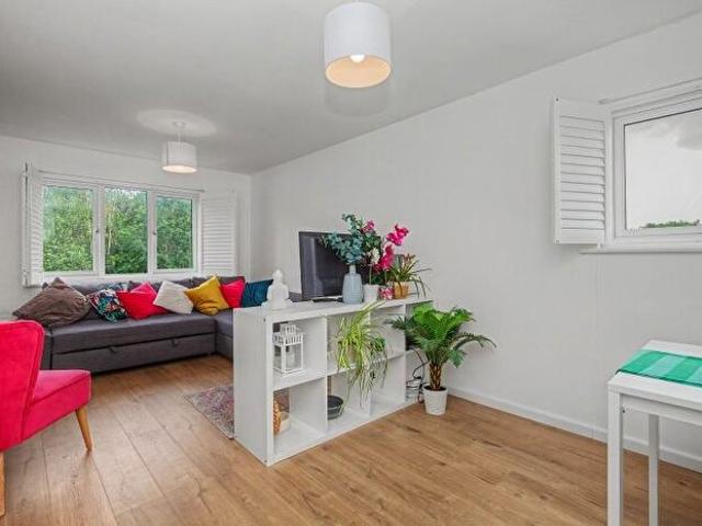 1 Bedroom Flat To Rent In Franklyn Close, Abingdon, OX14