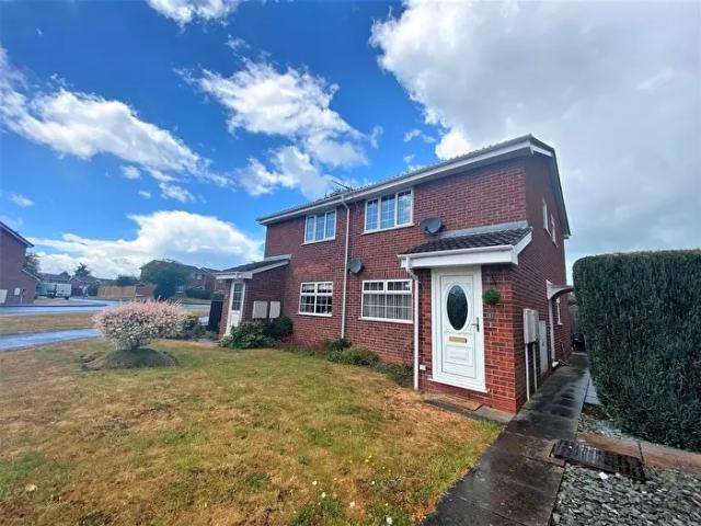 1 Bedroom Flat To Rent In Glamis Close, Stretton, DE13
