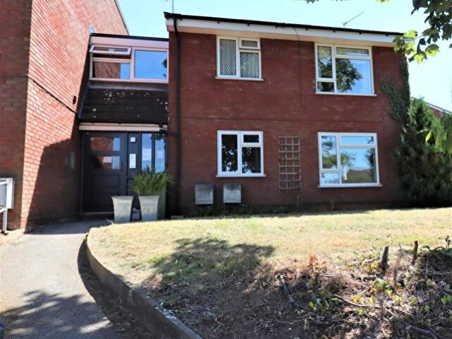1 Bedroom Flat To Rent In Great Brickhill Lane, Little Brickhill, MK17