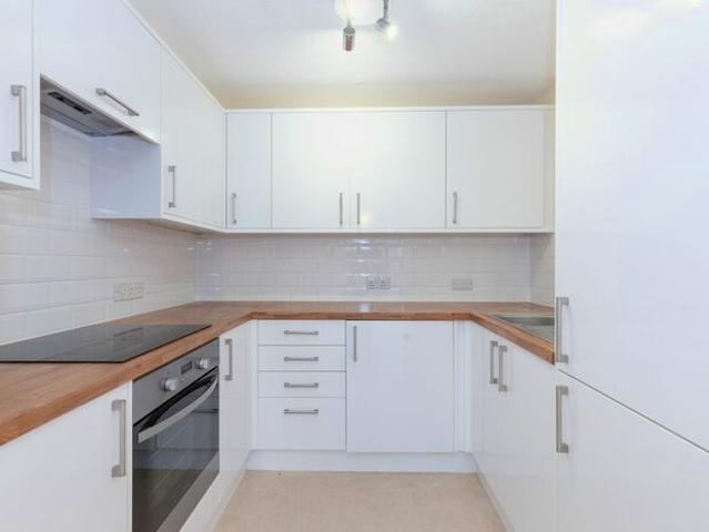 1 Bedroom Flat To Rent In Green Ridges, Headington, OX3