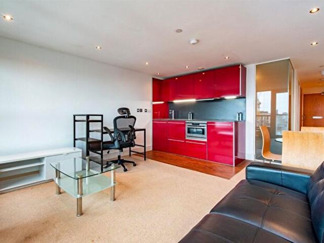 1 Bedroom Flat To Rent In Huntingdon Street, Nottingham, Nottinghamshire, NG1