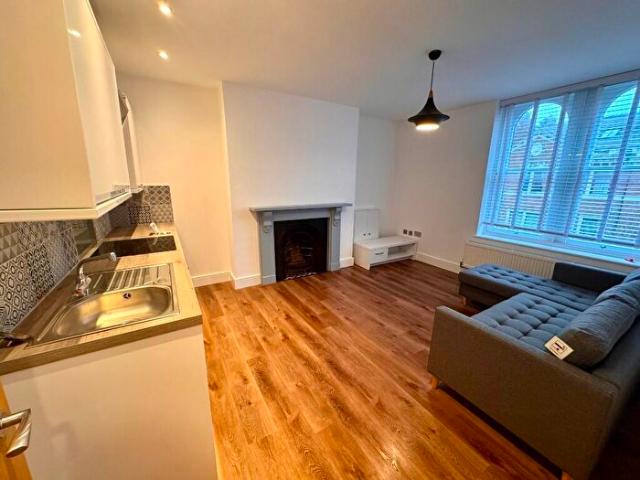 1 Bedroom Flat To Rent In Hartington Street, Derby, Derbyshire, DE23