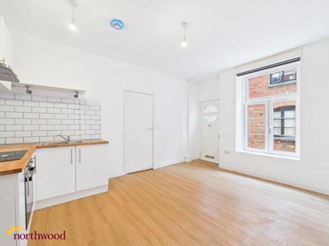 1 Bedroom Flat To Rent In High Street, Banbury, OX16