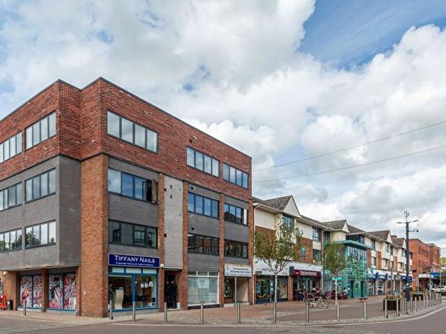 1 Bedroom Flat To Rent In High Street, Kidlington, OX5