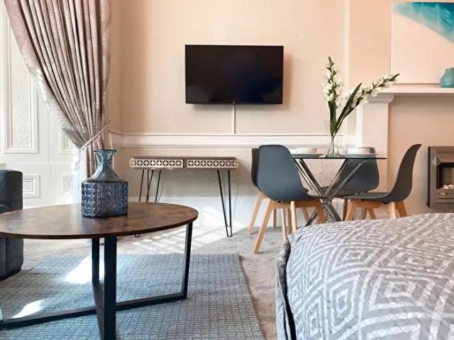 1 Bedroom Flat To Rent In Hillhead, G12