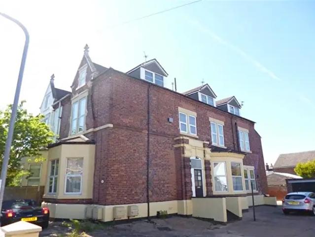 1 Bedroom Flat To Rent In Laburnum Grove, Beeston, NG9