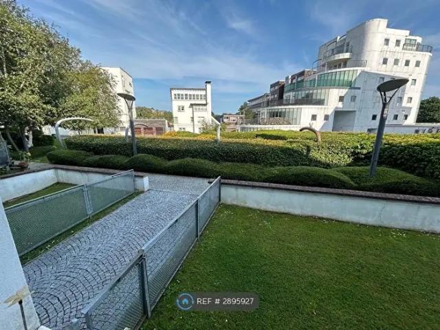 1 Bedroom Flat To Rent In Lanark St, Glasgow, G1