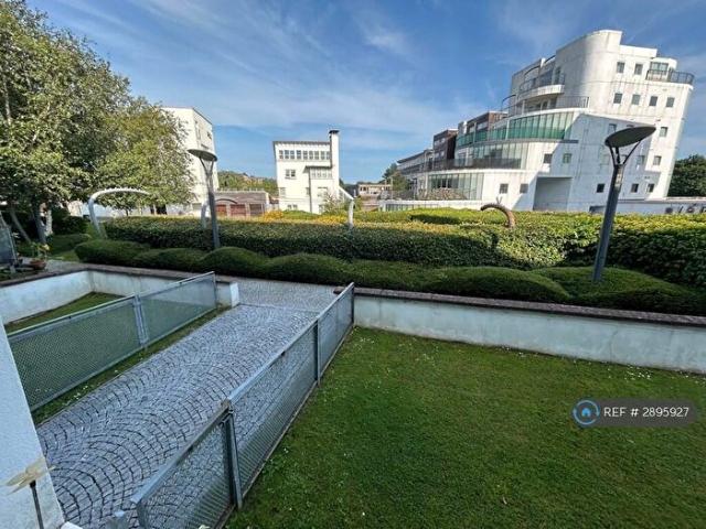 1 Bedroom Flat To Rent In Lanark St, Glasgow, G1