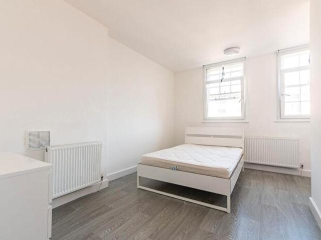 1 Bedroom Flat To Rent In Poultry Arcade, Poultry Arcade, NG1