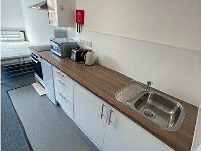 1 Bedroom Flat To Rent In Princess Road West, Leicester, LE1