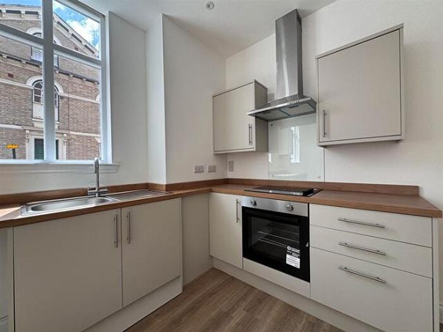1 Bedroom Flat To Rent In Regent Road, Leicester, LE1