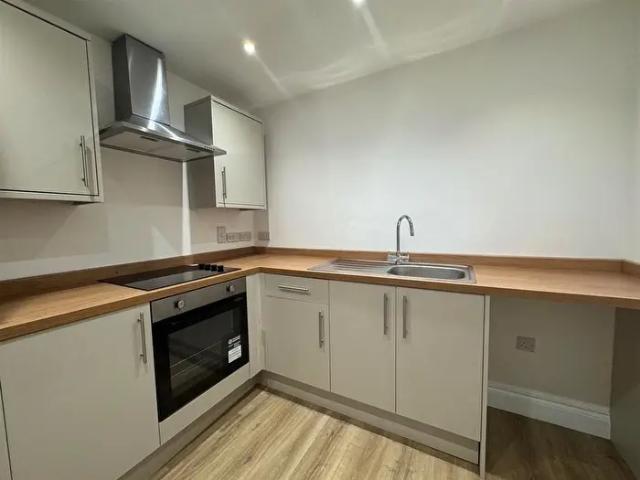1 Bedroom Flat To Rent In Regent Road, Leicester, LE1