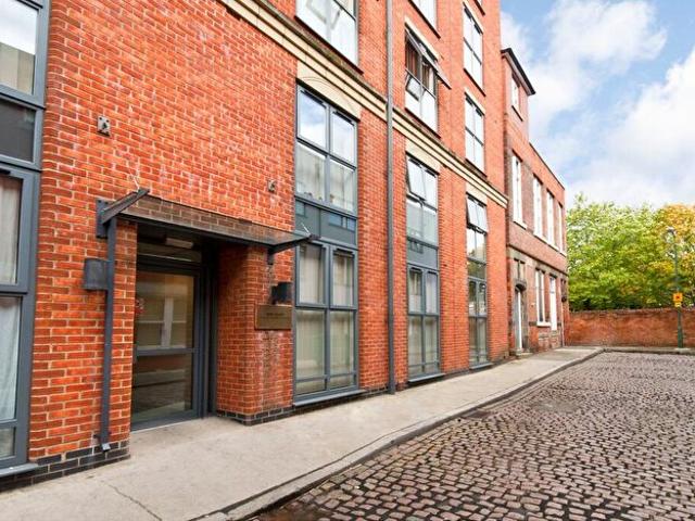 1 Bedroom Flat To Rent In Ristes Place, New Court, NG1