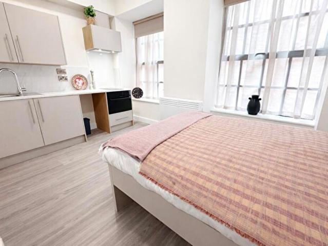 1 Bedroom Flat To Rent In Roden Street, Nottingham, Nottinghamshire, NG3