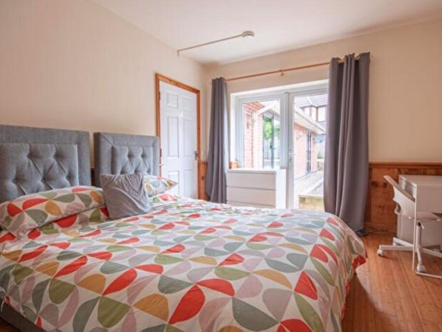 1 Bedroom Flat To Rent In Room A Derby Road, Nottingham, NG9
