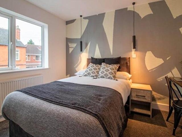 1 Bedroom Flat To Rent In Room King Street, Beeston, Nottingham, NG9