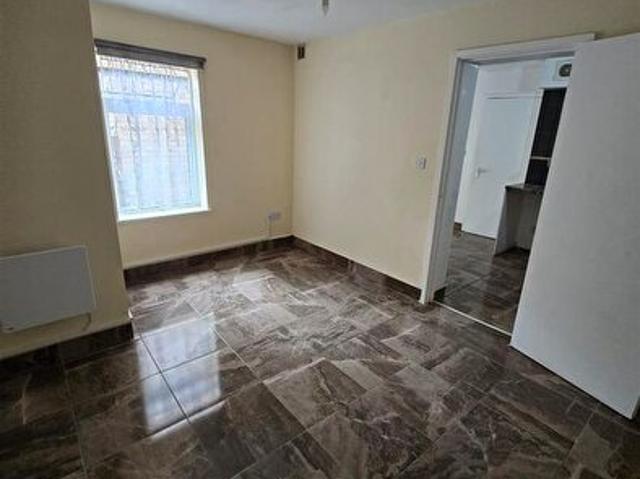 1 Bedroom Flat To Rent In St Clements Court, Comet Close, Fosse Lane, Leicester, LE3