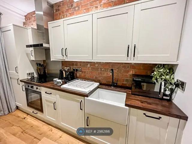 1 Bedroom Flat To Rent In St Peter's Gate, Nottingham, NG1