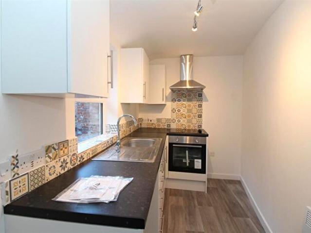 1 Bedroom Flat To Rent In Silver Street Wellingborough, NN8