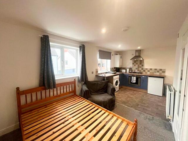 1 Bedroom Flat To Rent In Silver Street, Whitwick, LE67
