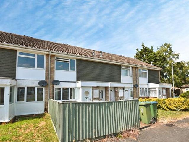 1 Bedroom Flat To Rent In Slattenham Close, Aylesbury, HP19