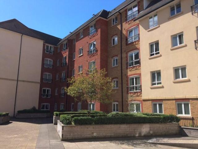 1 Bedroom Flat To Rent In Smart Bed, Delta House, Very Central, NN1