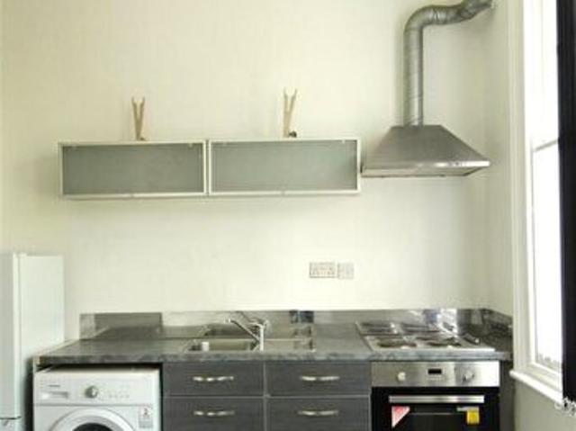 1 Bedroom Flat To Rent In Springfield Road, Leicester, LE2