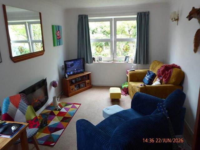 1 Bedroom Flat To Rent In Ty Rhys, Carmarthen, SA31