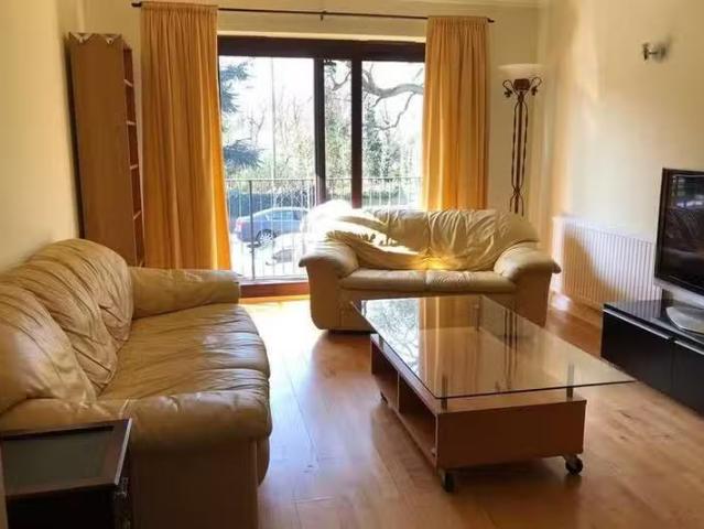 1 bedroom flat to rent in The Brookdales, NW11