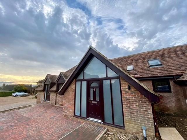 1 Bedroom Flat To Rent In The Heathers, Wollaston, NN29