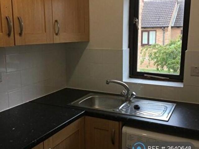 1 Bedroom Flat To Rent In Thorngate St, Kettering, NN16