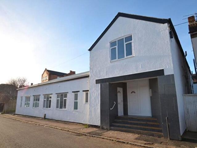 1 Bedroom Flat To Rent In Tresham Street, Kettering, NN16