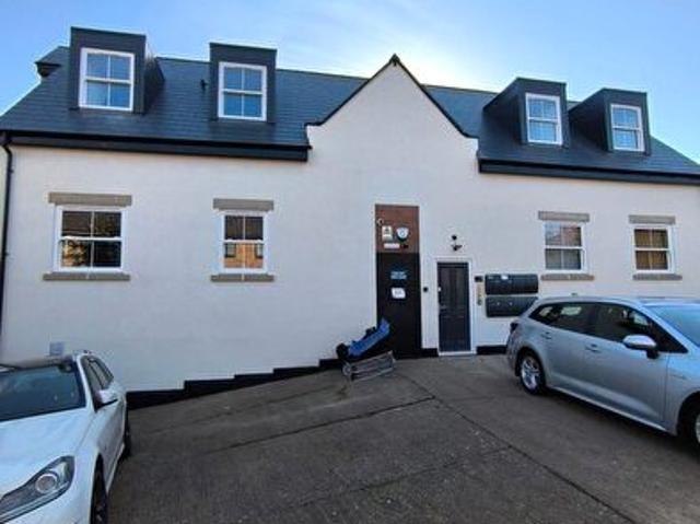 1 Bedroom Flat To Rent In Warrens Close, Irthlingborough, NN9