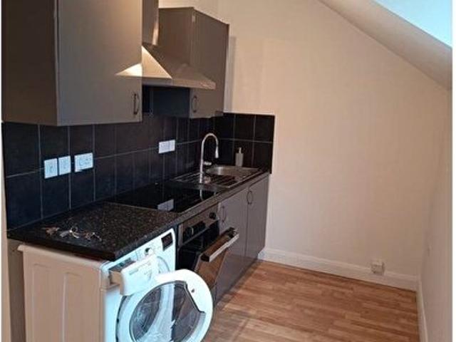 1 Bedroom Flat To Rent In Woodgate, Leicester, LE3