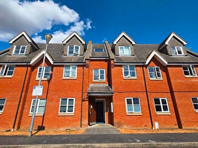 1 Bedroom Flat To Rent In Wooton Court, New Bradwell, Milton Keynes, MK13