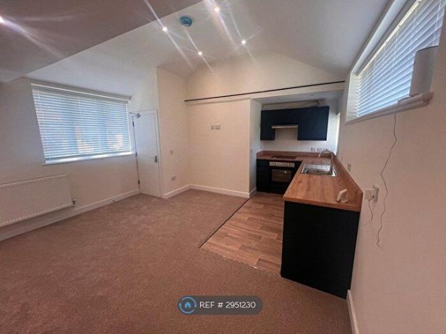 1 Bedroom Flat To Rent In Wolverton, Milton Keynes, MK12