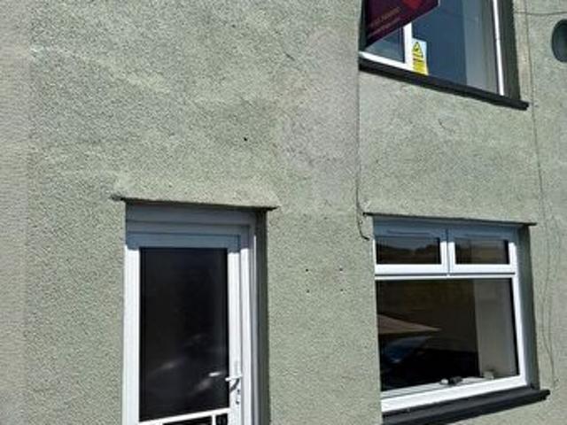 1 Bedroom Flat To Rent In Worcester Street, Brynmawr, Ebbw Vale, NP23