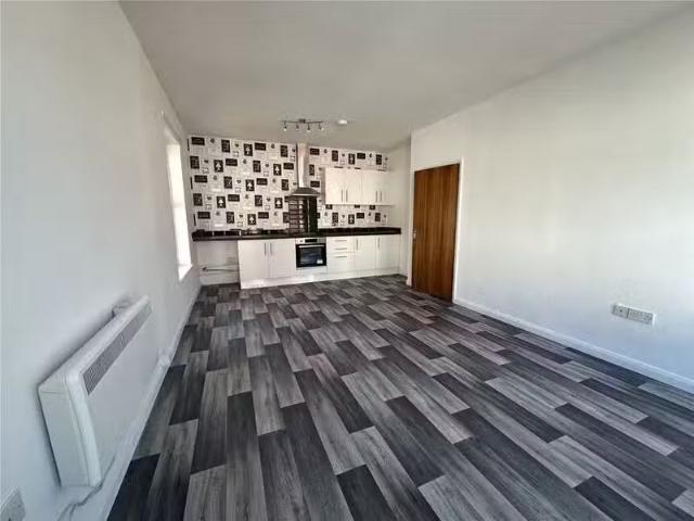 1 bedroom Flat to rent, King Street, Great Yarmouth, NR30 £65.